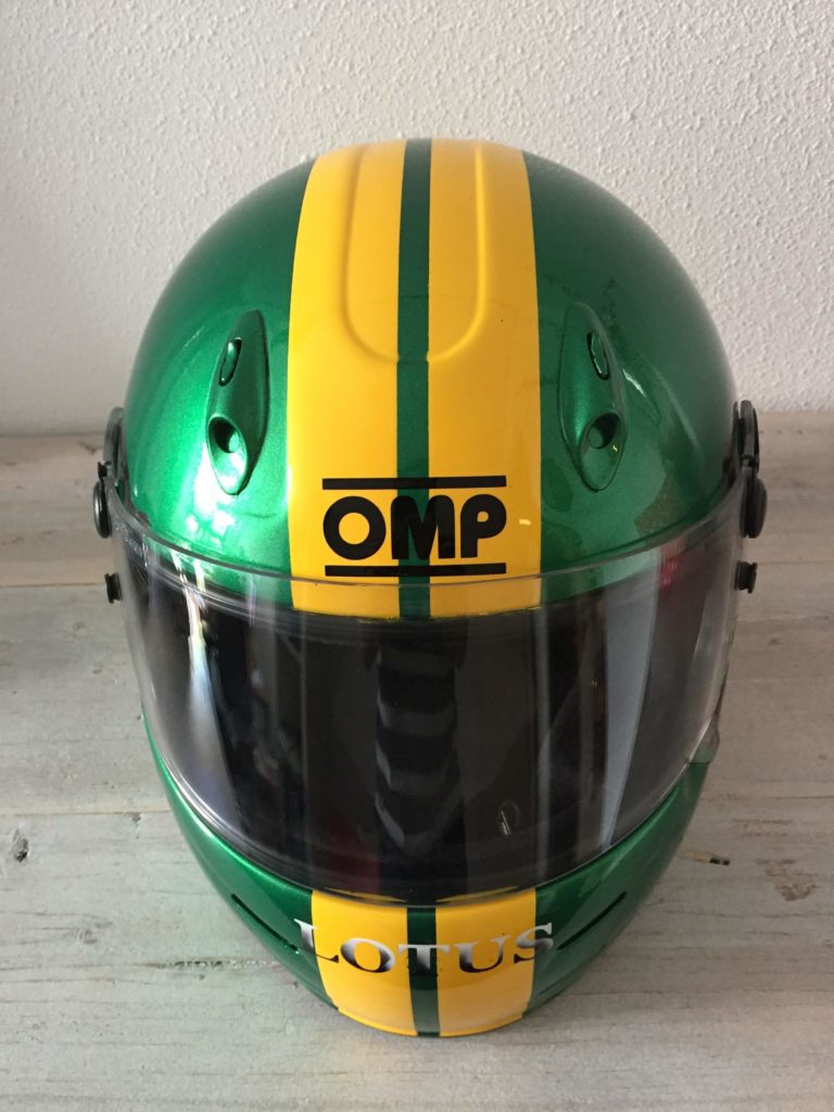 Lotus helmet design - eliseworks.com