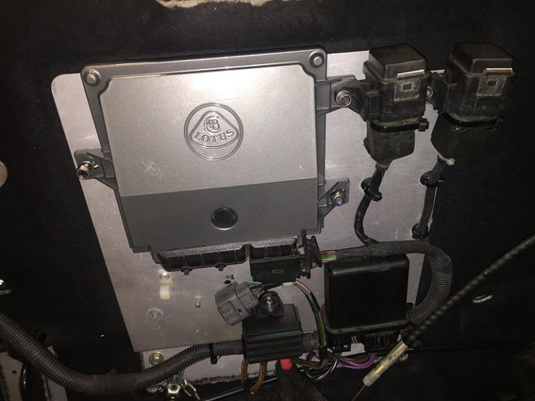 Powder coated engine covers - eliseworks.com